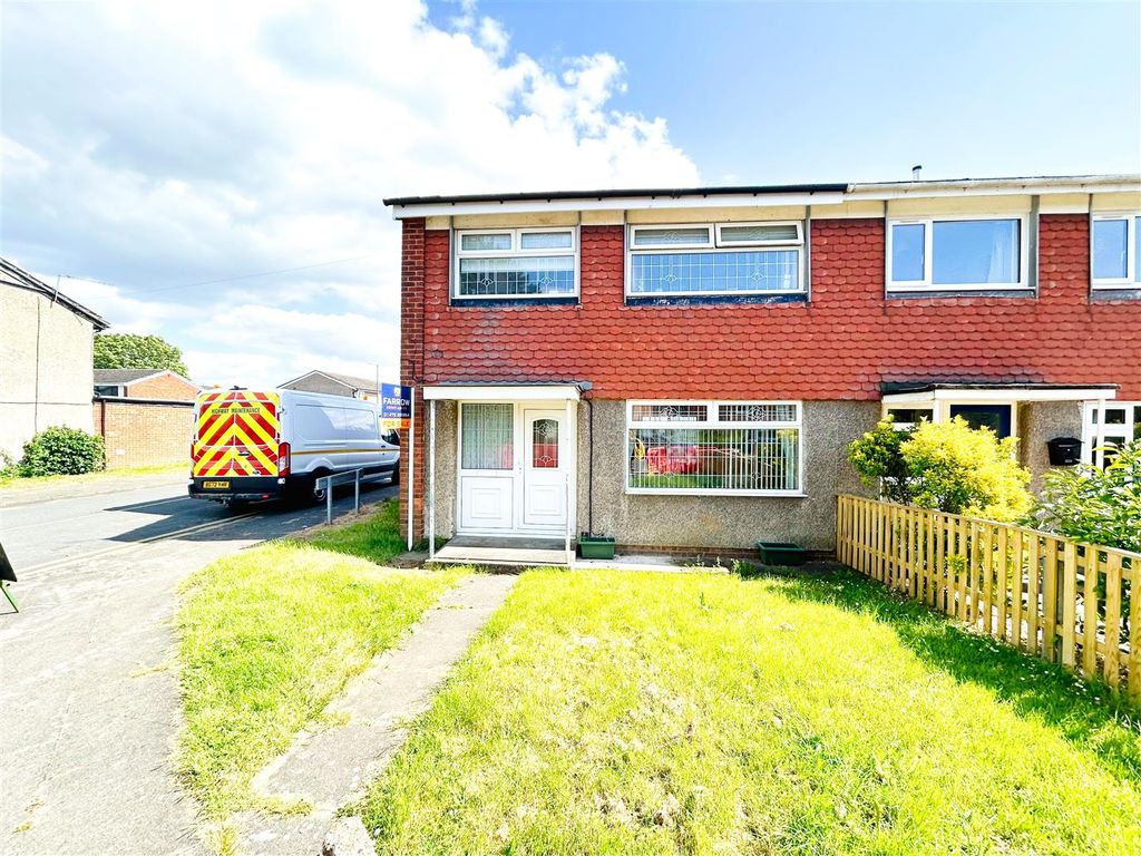 3 bed end terrace house for sale in Cromwell Road, Grimsby DN37, £ ...