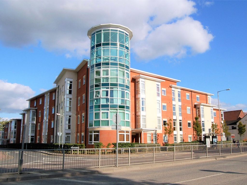 2 bed flat to rent in Kerr Place, Old Brewery Close, Aylesbury ...