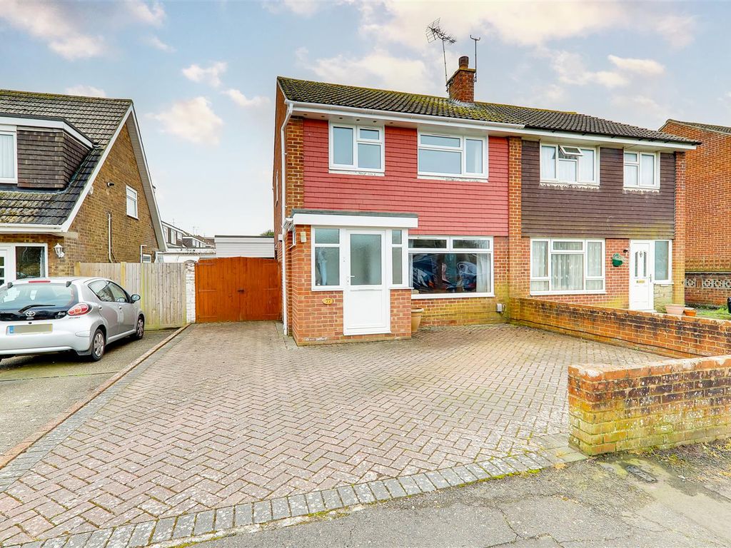 3 Bed Semi Detached House For Sale In Boxgrove Goring By Sea Worthing