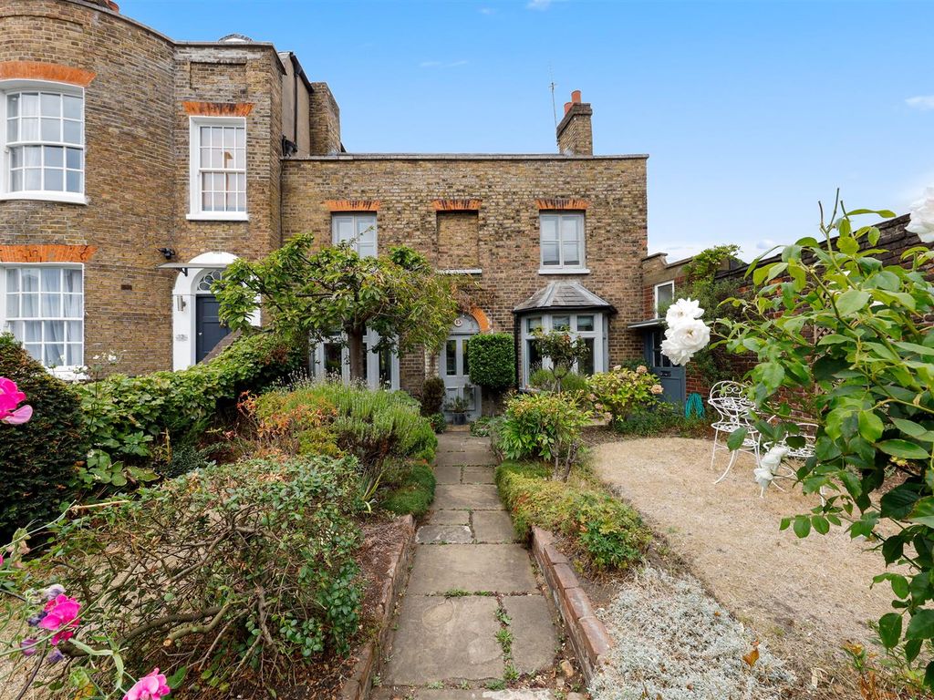 4 bed cottage for sale in The Burroughs, London NW4 - Zoopla