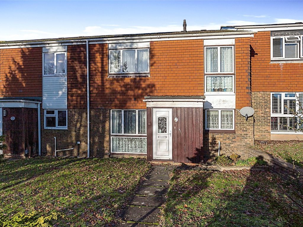 3 bed detached house for sale in Downland Drive, Crawley RH11 - Zoopla