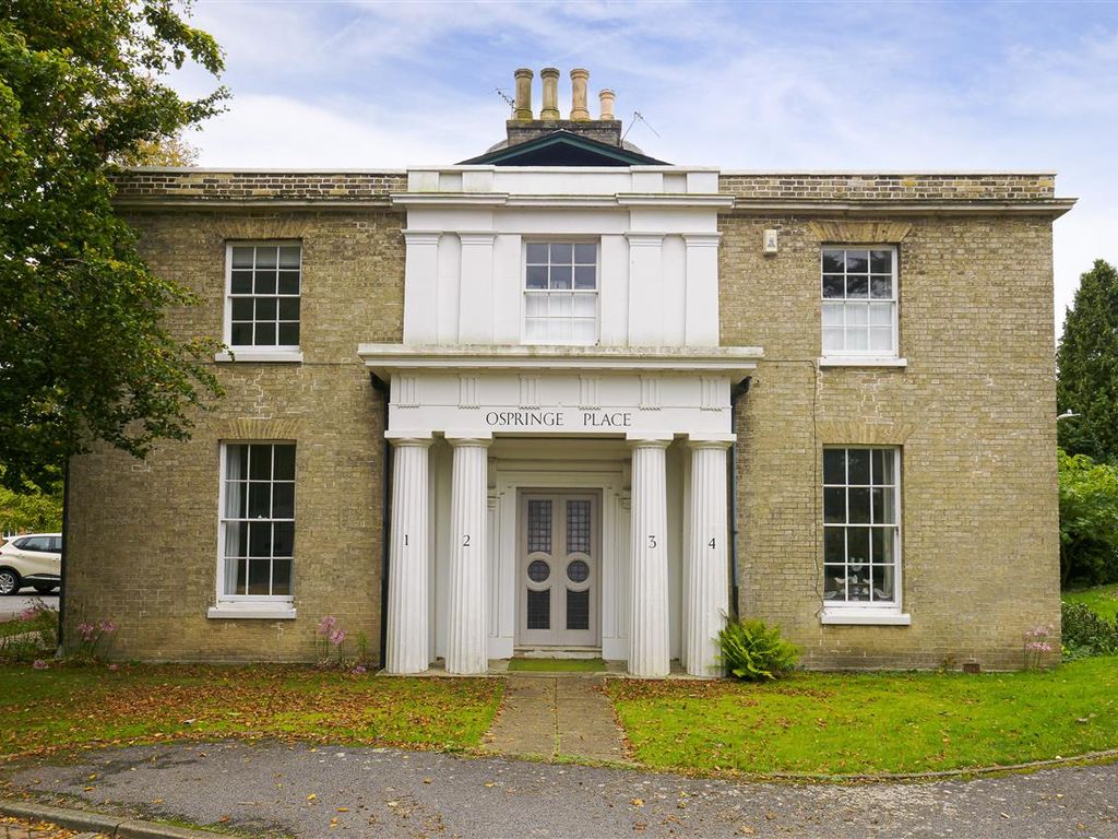 2 bed flat for sale in Ospringe Place, Faversham ME13, £360,000 - Zoopla