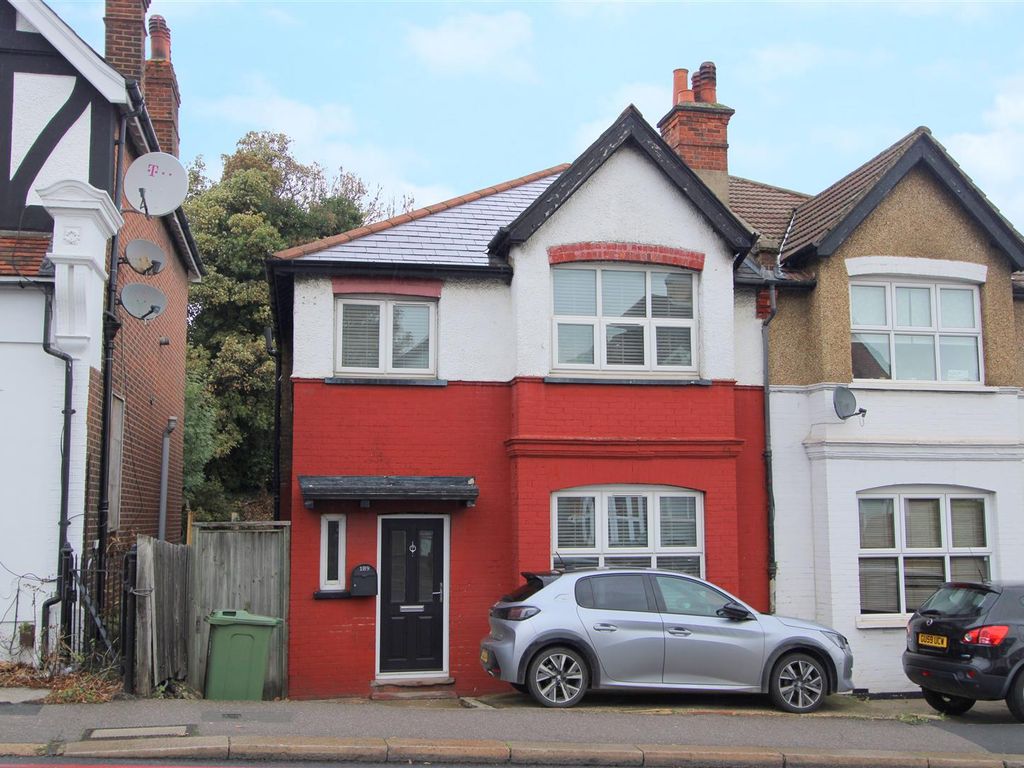 3 Bed Semi Detached House For Sale In Carshalton Road Carshalton Sm5