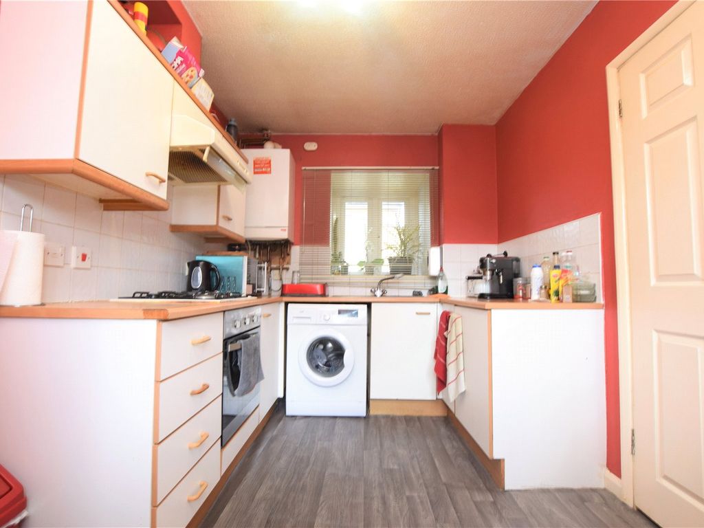 2 Bed Terraced House For Sale In Heathfield Park Drive Chadwell Heath
