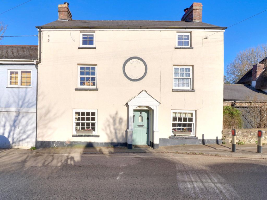 4 bed terraced house for sale in Beaford, Winkleigh, Devon EX19, £ ...