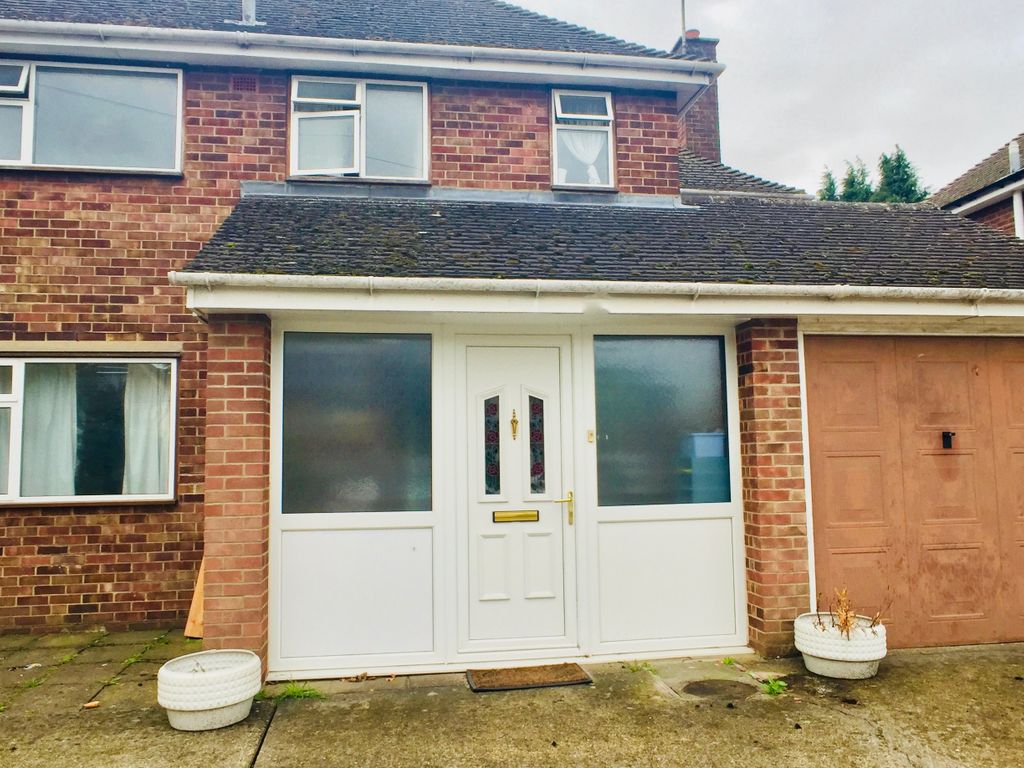 Room to rent in Queen Ediths Way, Cherry Hinton, Cambridge CB1 - Zoopla