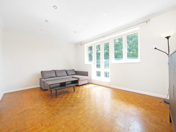 2 bed flat to rent in Princess Court, Compayne Gardens, London NW6 - Zoopla