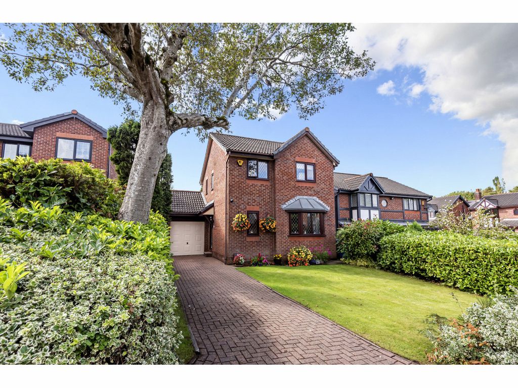 3 bed detached house for sale in The Fairways, Manchester M45 - Zoopla