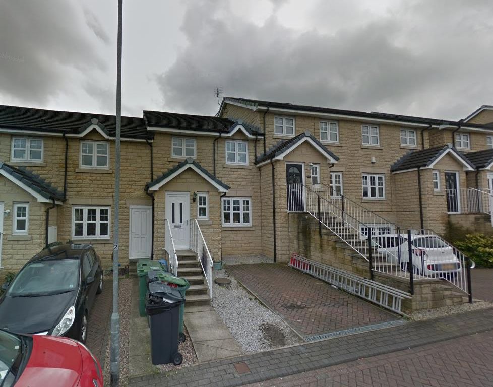 3 bed terraced house for sale in 5 Spring Mills Grove, Batley WF17 - Zoopla