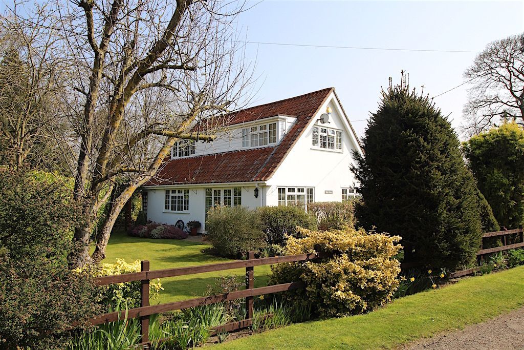 3 bed detached house for sale in Church Lane, Hougham, Grantham NG32 ...