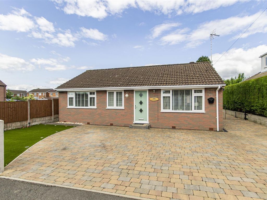 3 Bed Detached Bungalow For Sale In Elvaston Road North Wingfield