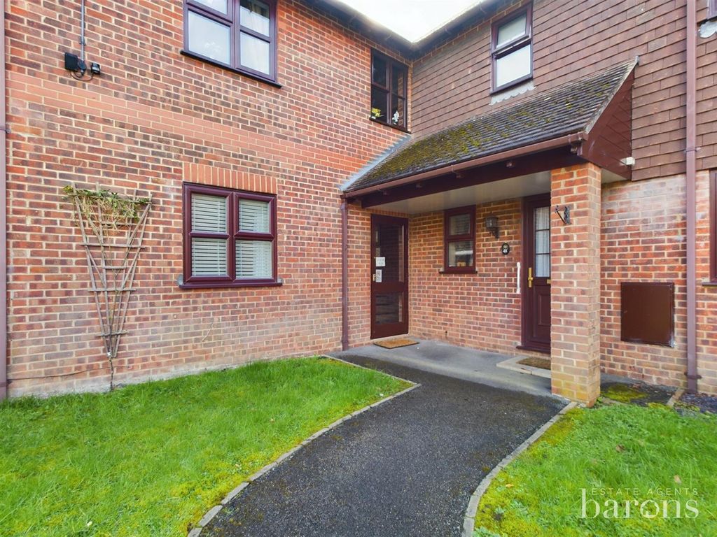 2 bed property for sale in Farm View Drive, Chineham, Basingstoke RG24 ...