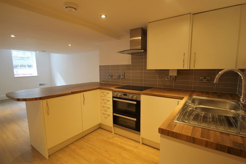 1 bed flat to rent in Windsor Court, Rugby CV21 - Zoopla