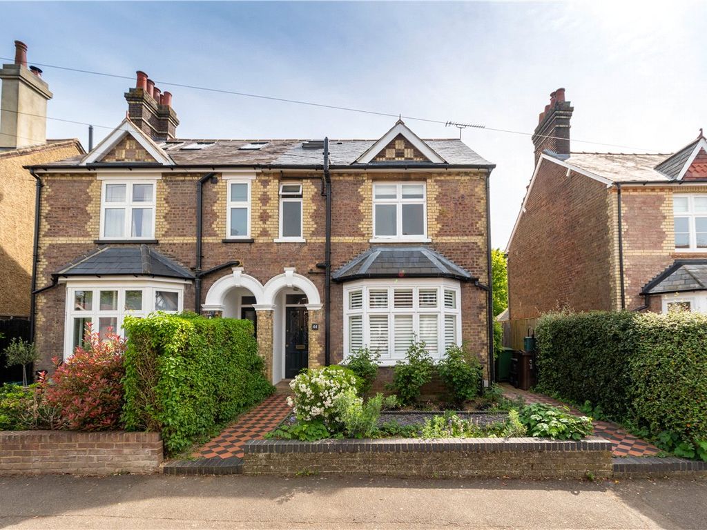 4 Bed Semi Detached House For Sale In Tennyson Road Harpenden