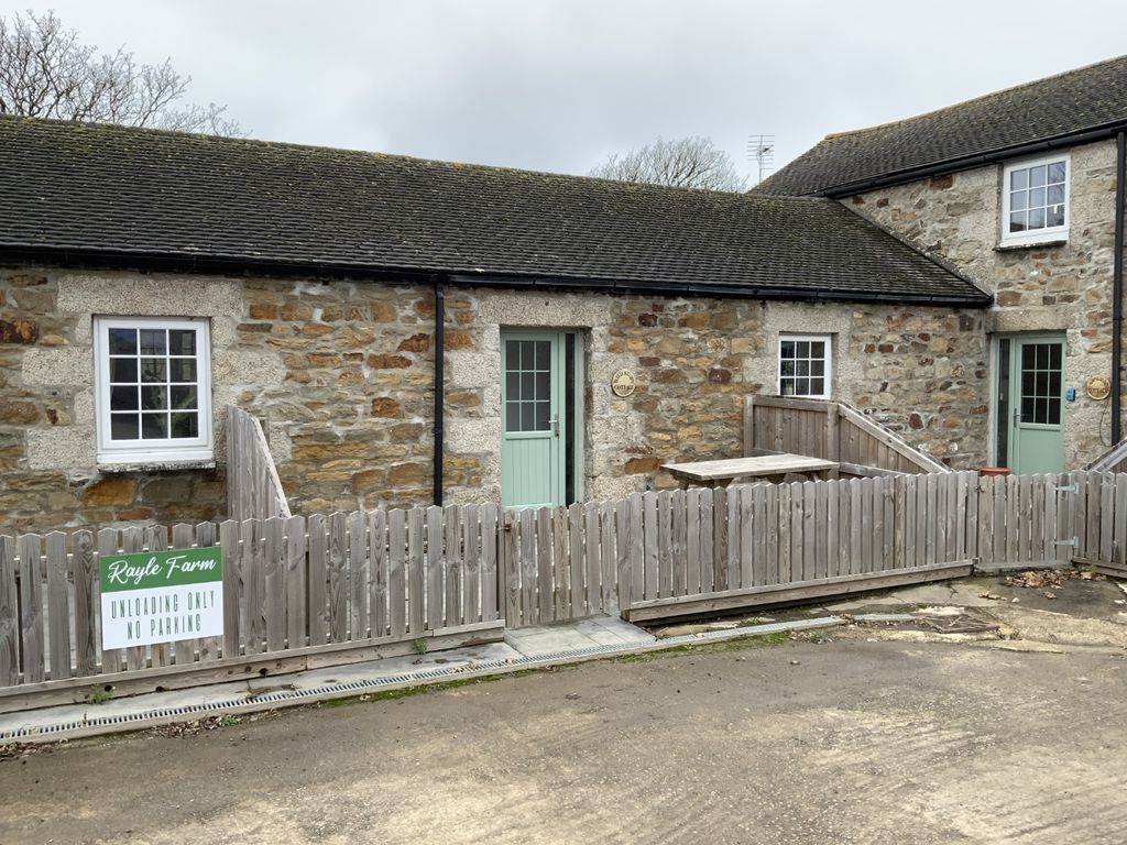 1 bed barn conversion to rent in Bridge, Redruth TR16, £850 pcm - Zoopla