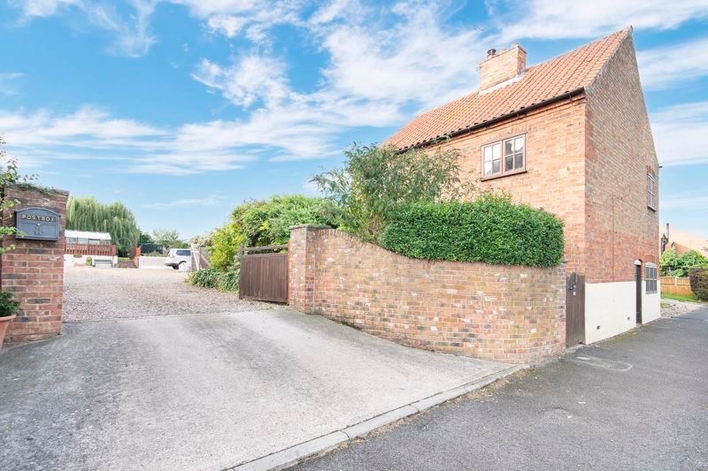 3 bed cottage for sale in Main Street, North Leverton, Retford DN22 - Zoopla