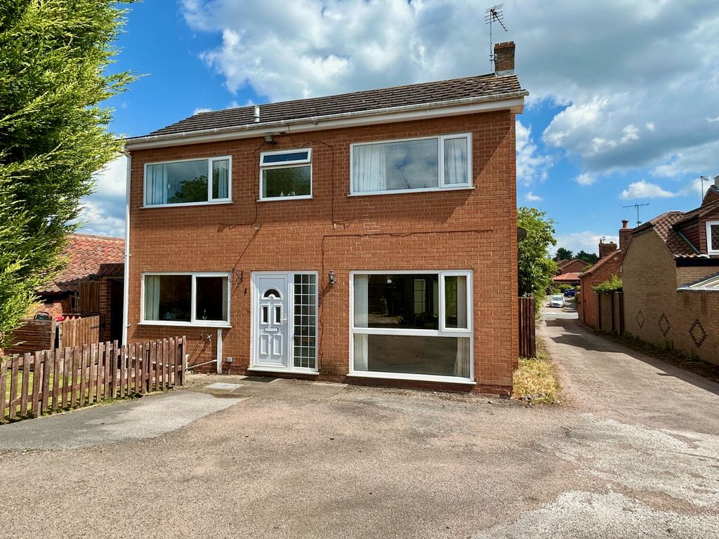 3 bed detached house for sale in Squires Close, Cropwell Bishop ...