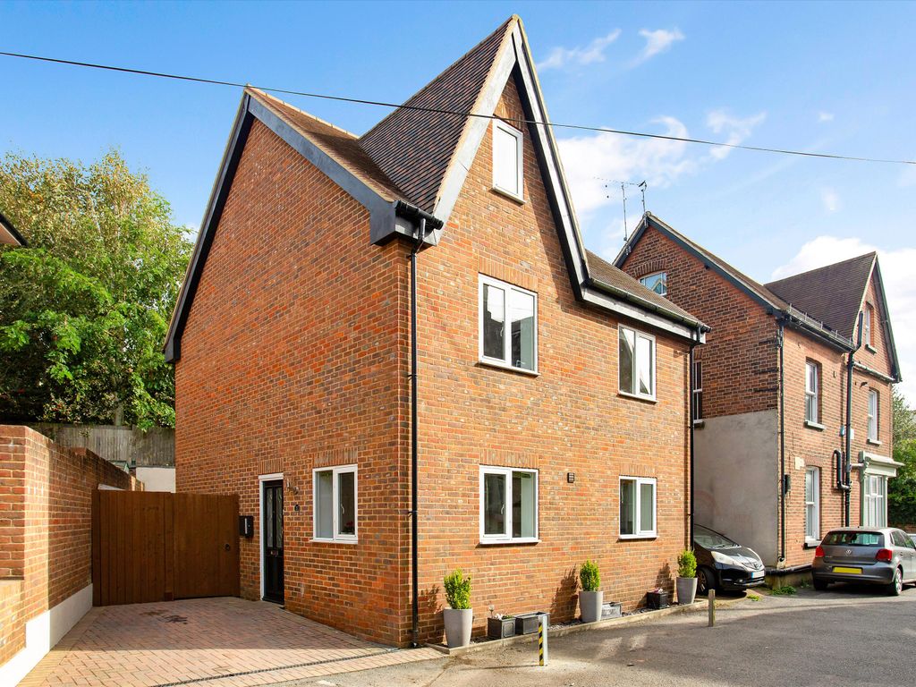 4 bed detached house for sale in Stratton Terrace, Westerham, Kent TN16 ...