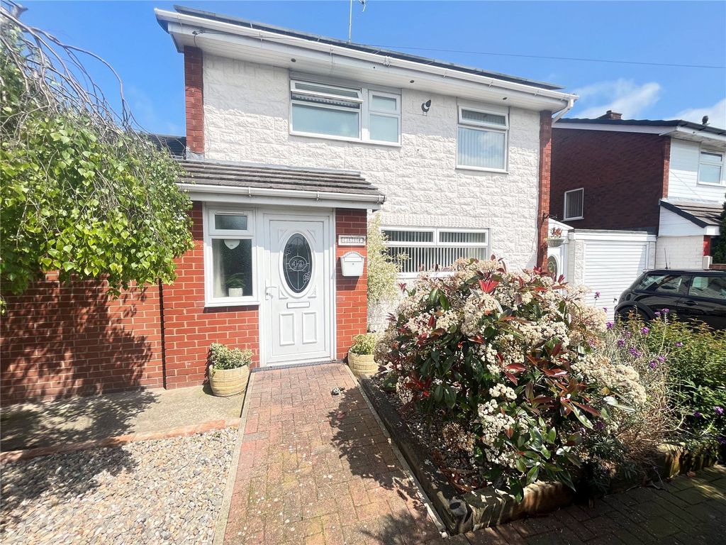 4 bed link-detached house for sale in Englefield Avenue, Connah's Quay ...