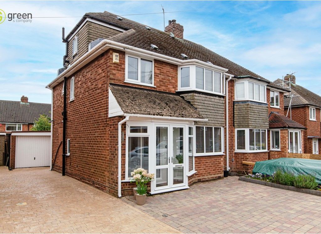 4 Bed Semi Detached House For Sale In Sutherland Close Great Barr B43