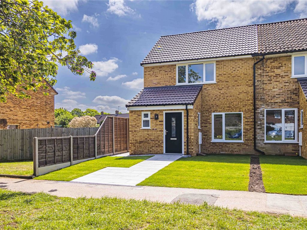 3 Bed End Terrace House For Sale In Broadfield Road Hemel Hempstead