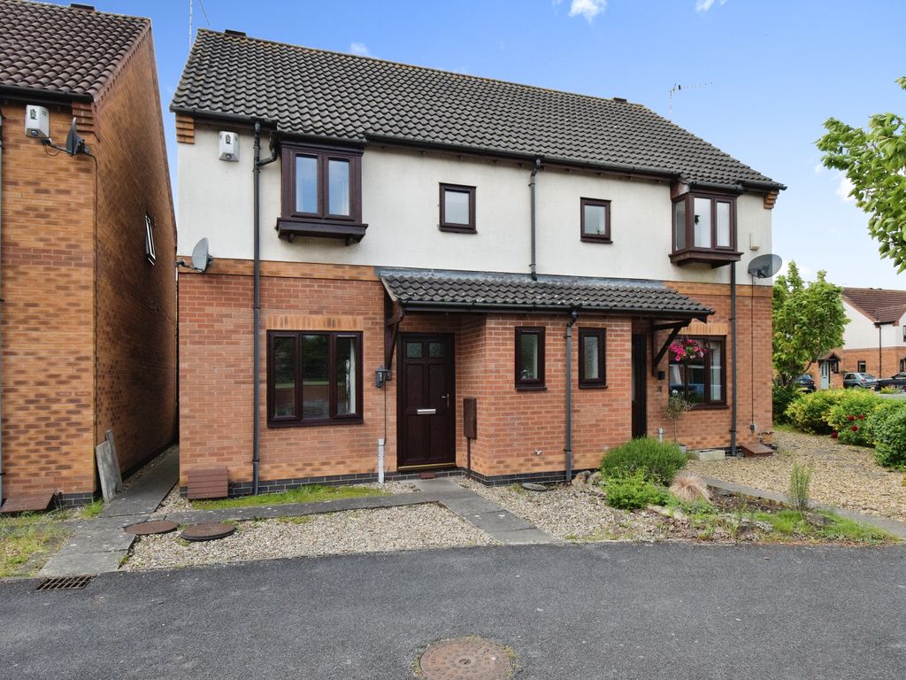 3 Bed Semi Detached House For Sale In Brighton Close Wigston