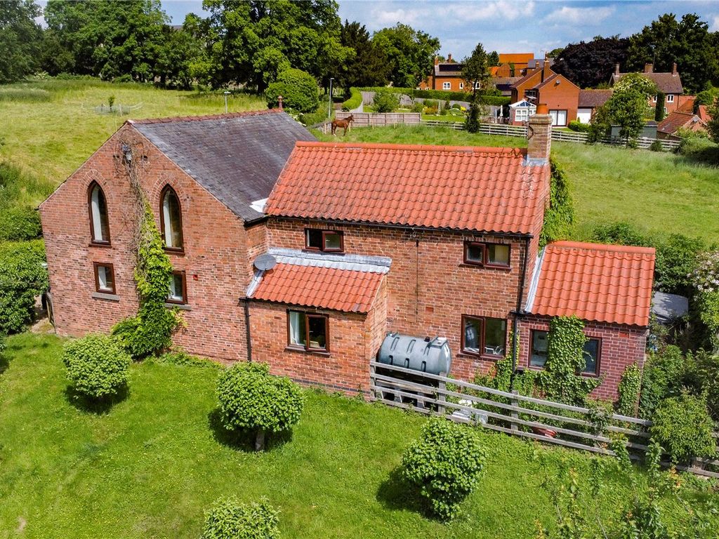 3 Bed Detached House For Sale In Chapel Lane Laxton Newark