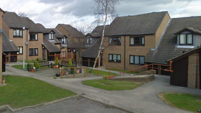 2 bed flat to rent in Wesley Court, Rotherham S61, £524 pcm - Zoopla