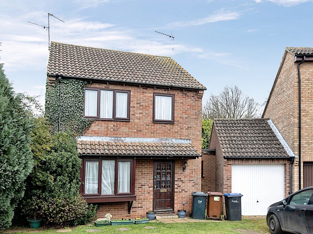 3 Bed Detached House For Sale In Sentinel Road West Hunsbury