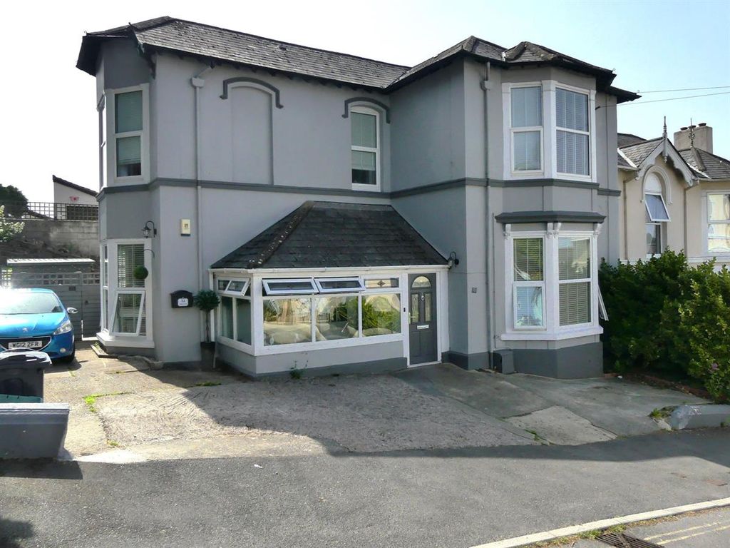 3 bed flat for sale in Powderham Road, Newton Abbot TQ12 - Zoopla