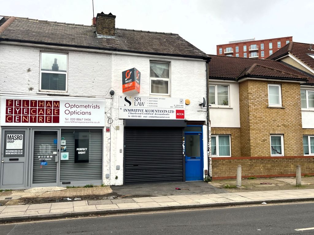 Property to let in The Firs, New Road, Bedfont, Feltham TW14, £27,600 ...