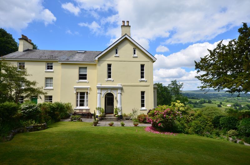 2 bed flat to rent in 5 Meldon Hall, Chagford, Devon TQ13 - Zoopla
