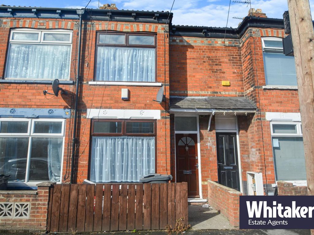 2 bed terraced house to rent in Devon Street, Hull HU4, £525 pcm - Zoopla