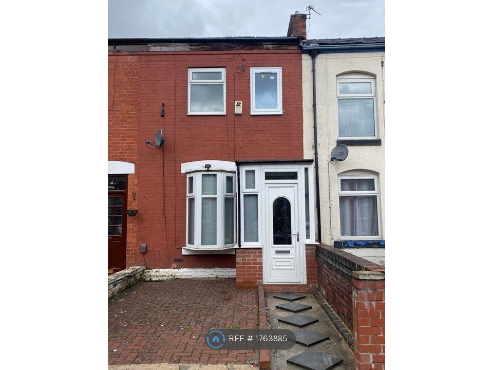3 bed terraced house to rent in Princess Street, Ashton-Under-Lyne OL6 ...