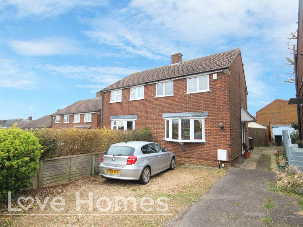 3 Bed Semi Detached House For Sale In Vicarage Hill Flitwick Bedford