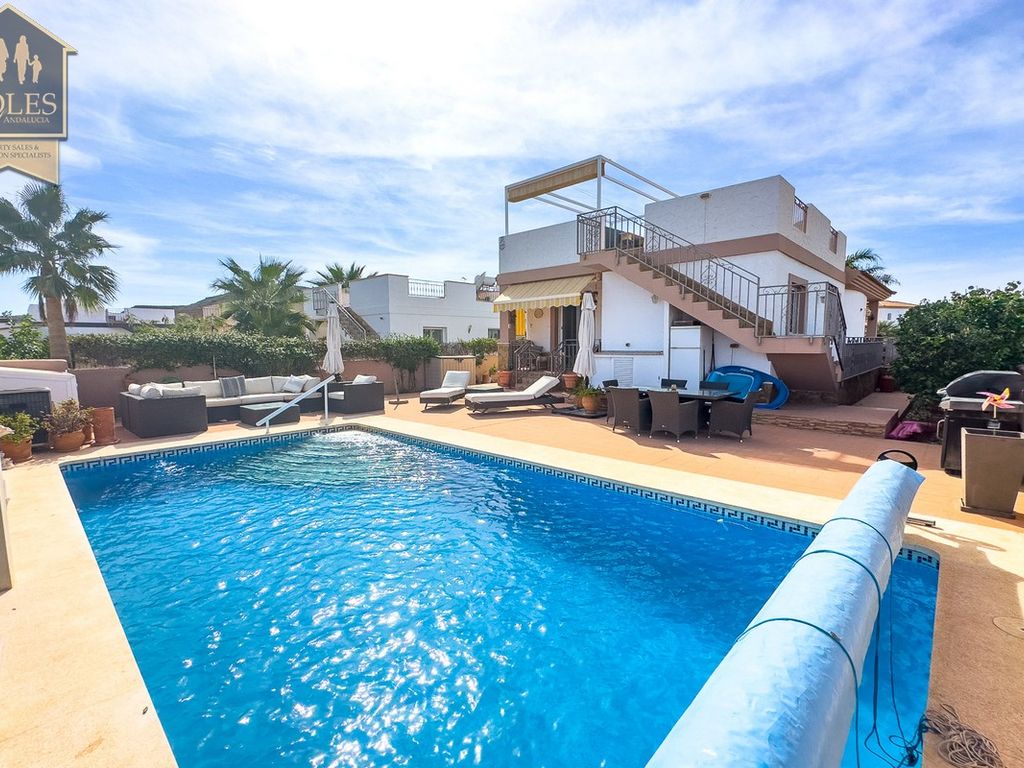 Calle La Noria, Antas, Almería, Andalusia, Spain, 3 bed villa for sale ...
