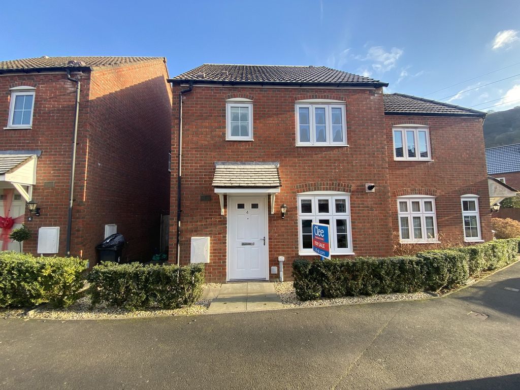 3 bed semi-detached house for sale in Ffordd Y Glowyr, Godrergraig ...