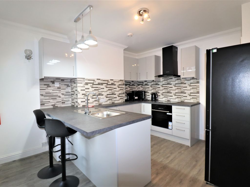 4 bed terraced house for sale in Gordon Road, Gillingham ME7, £350,000 ...