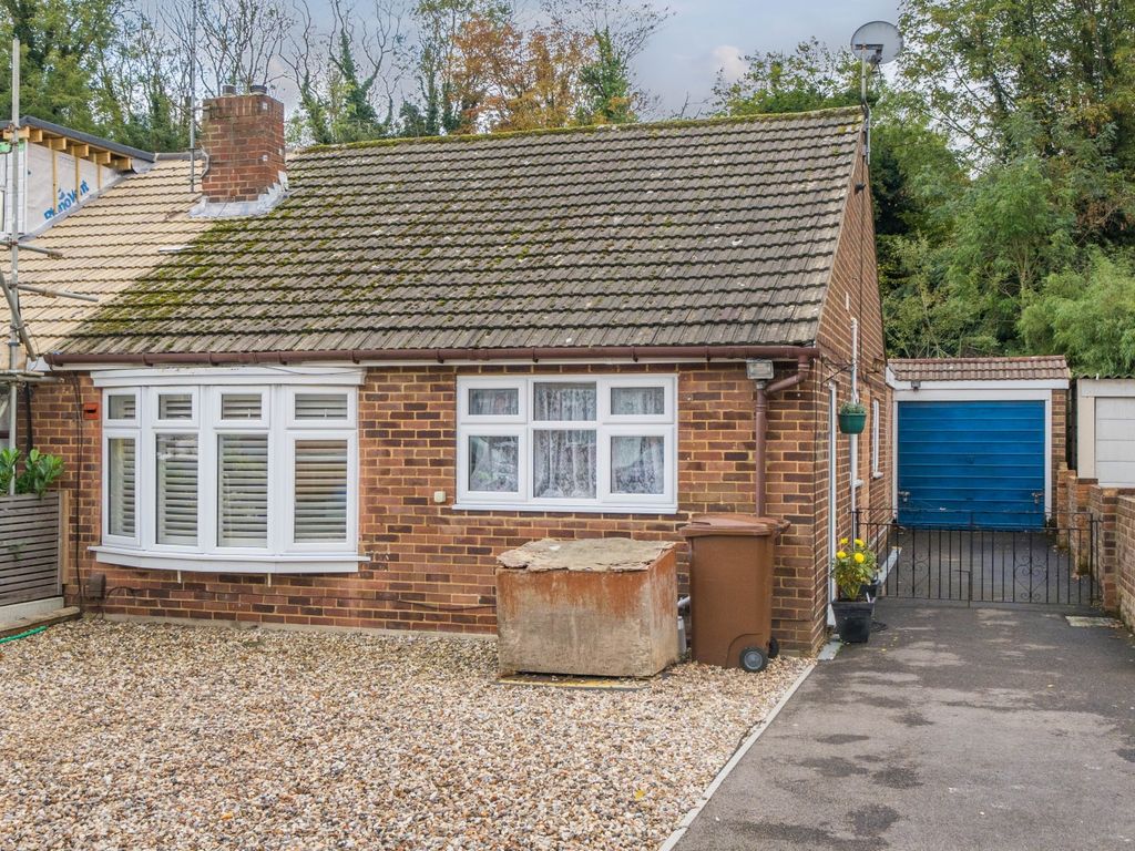 2 bed bungalow for sale in Rushdean Road, Strood, Rochester ME2, £ ...