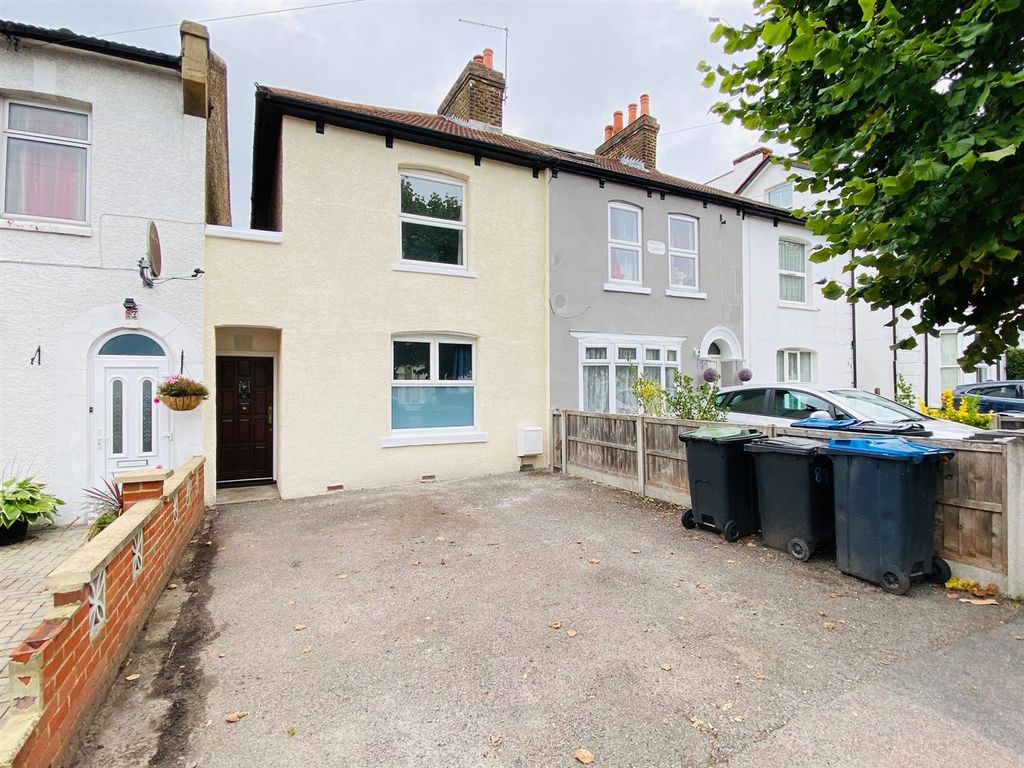 3 bed end terrace house for sale in Birchanger Road, London SE25 - Zoopla