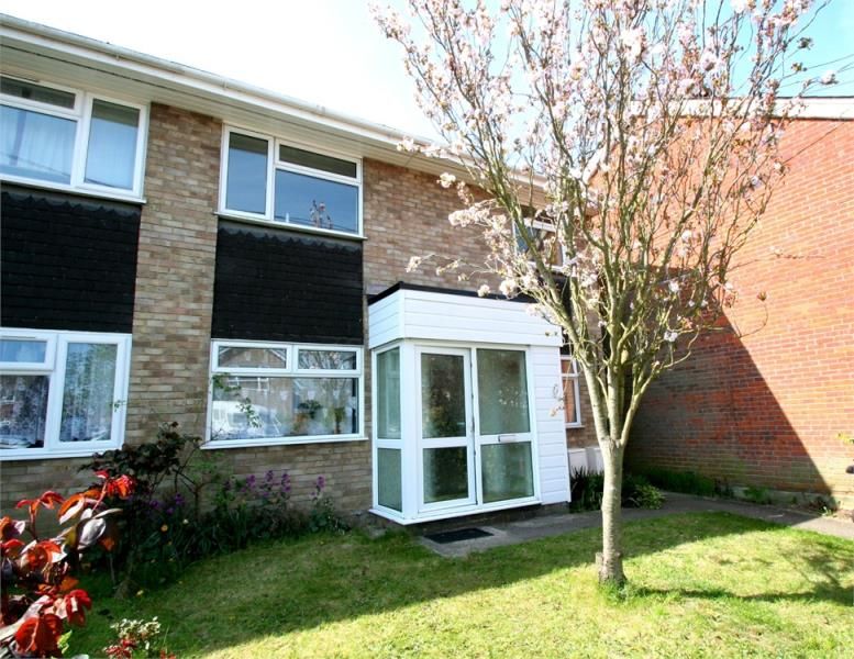 2 bed maisonette for sale in Colne Road, Halstead CO9 - Zoopla