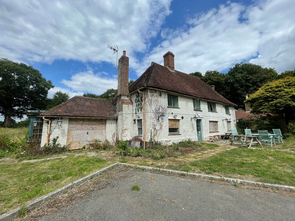 The Oak And Ivy, Rye Road, Hawkhurst, Cranbrook, Kent TN18, Pub/bar for ...