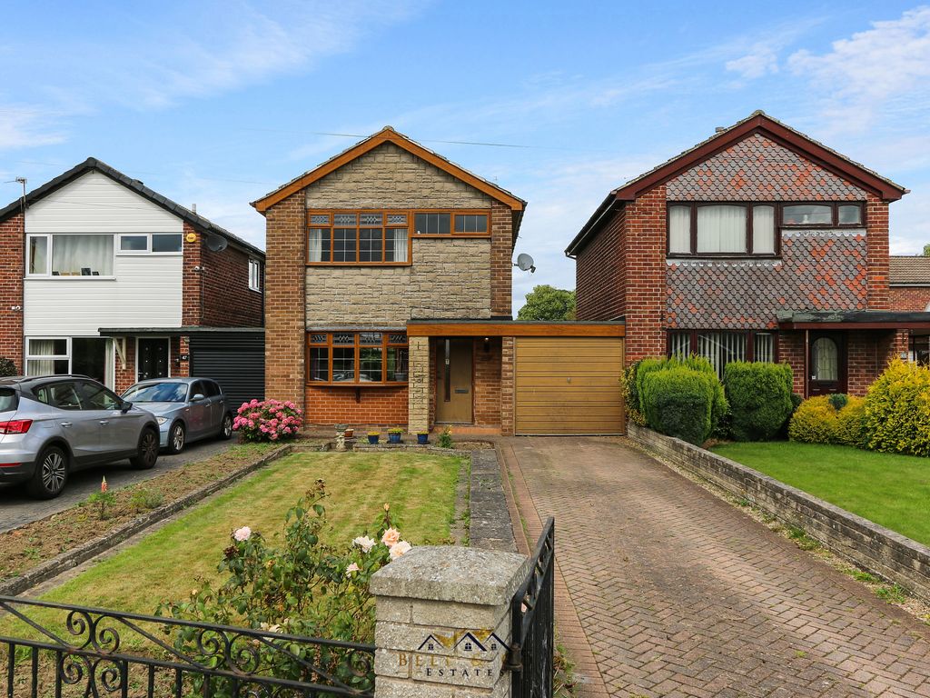 3 Bed Link Detached House For Sale In The Pastures Todwick Sheffield