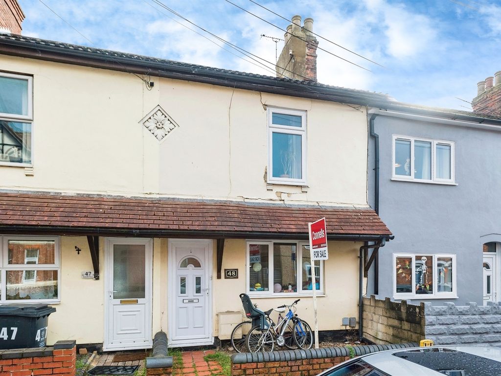 2 Bed Terraced House For Sale In Redcliffe Street Swindon Sn2 £