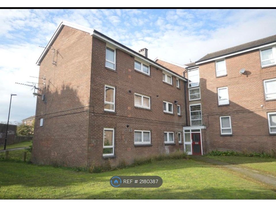 2 bed flat to rent in Sheffield, Sheffield S8, £650 pcm - Zoopla
