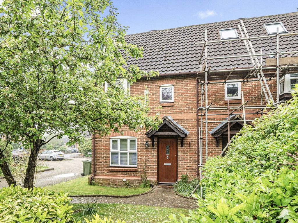 1 bed terraced house for sale in Weybrook Park, Guildford, Surrey GU4 ...