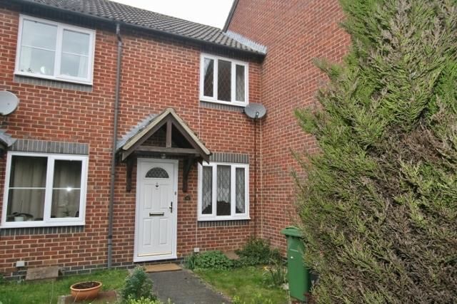 1 bed terraced house to rent in Falcon Fields, Tadley RG26 - Zoopla