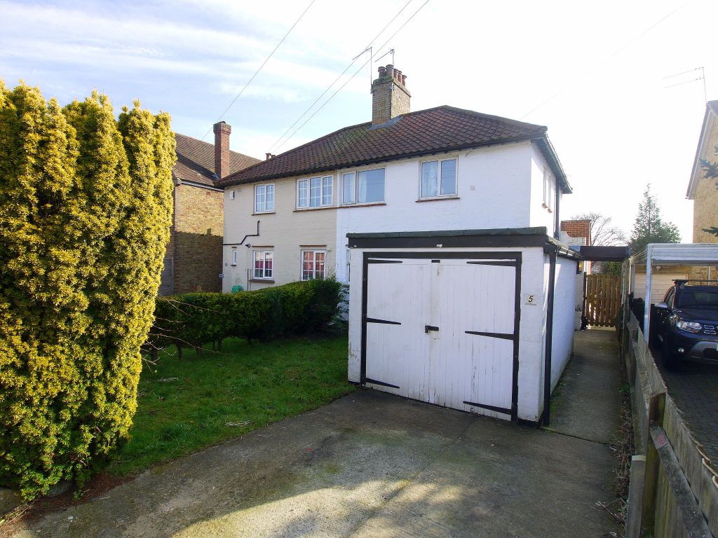 3 bed semi-detached house for sale in Barretts Road, Dunton Green ...
