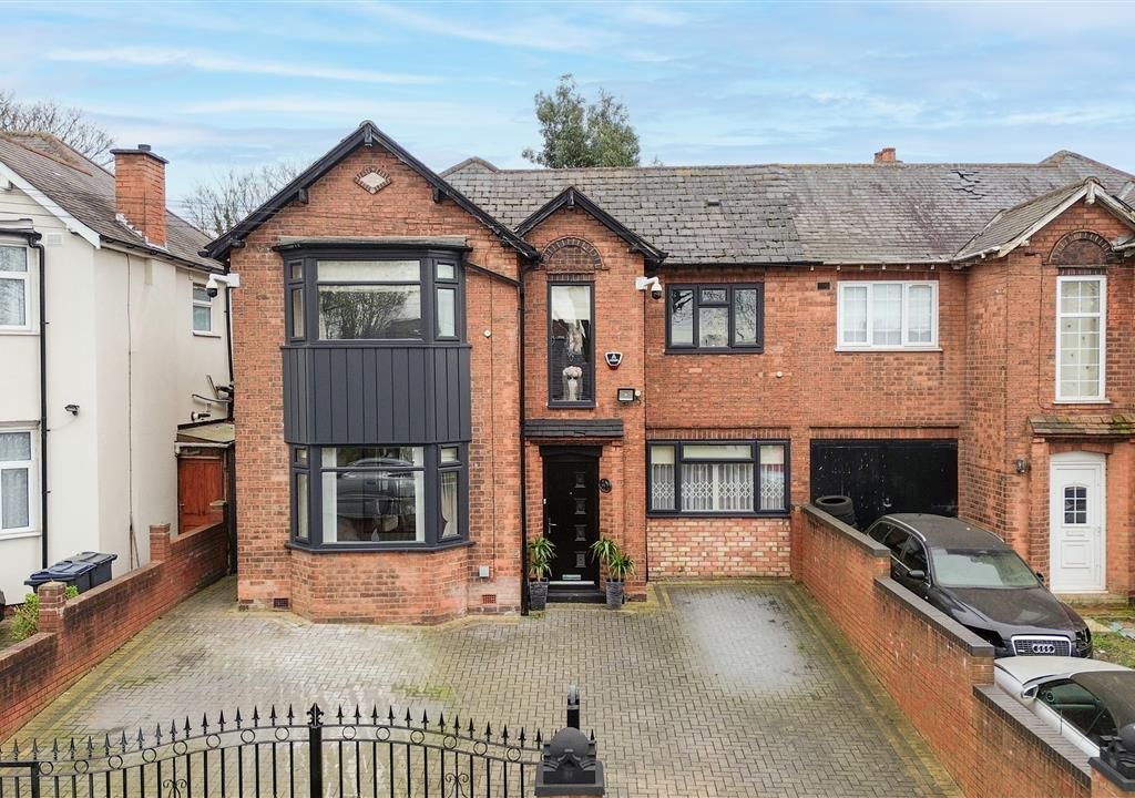 4 bed semi-detached house for sale in Victoria Road, Stechford ...