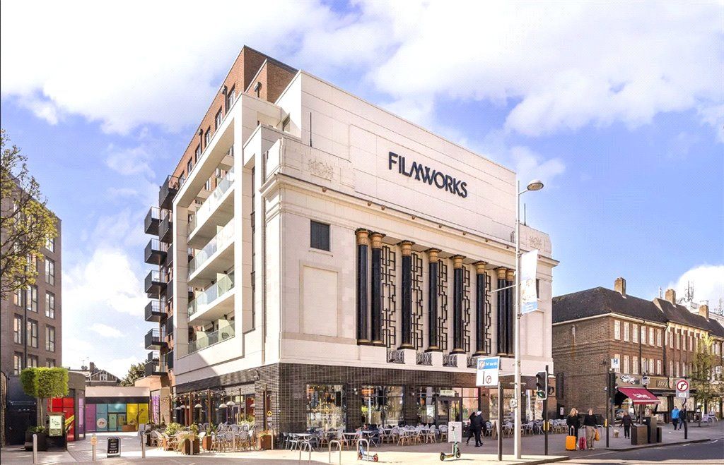 3 bed flat for sale in Filmworks Walk, Ealing, London W5 - Zoopla